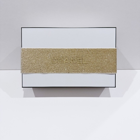CHANEL | Accessories | Chanel Gift Box Empty With Gold Chanel Band ...